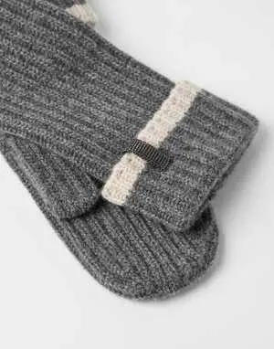 Brunello Cucinelli Bead-embellished Knitted Mittens - Gray