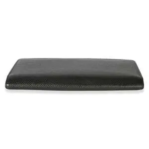 LOUIS VUITTON Taiga Brazza Wallet