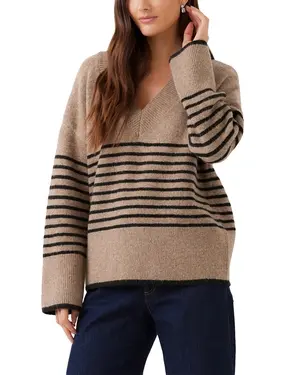 Karen Kane Printed V-neck Sweater