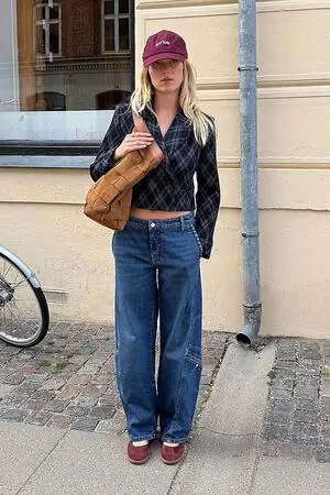 Avec Les Filles Cropped Knit Blazer Jacket - Navy Argyle