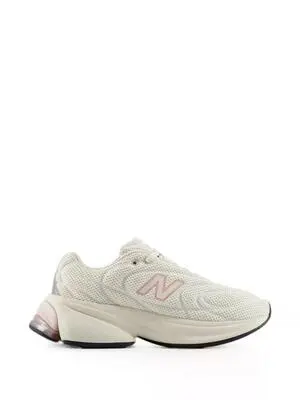 NEW BALANCE 5030 Sneakers - Neutrals
