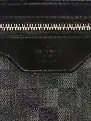 LOUIS VUITTON Damier Graphite Gm Daniel Messenger Bag