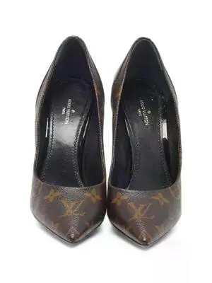 LOUIS VUITTON Chérie Monogram Heeled Pumps
