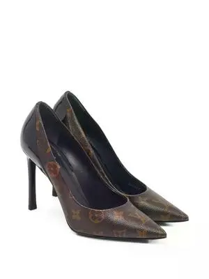 LOUIS VUITTON Chérie Monogram Heeled Pumps