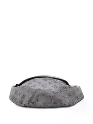 LOUIS VUITTON Discovery Bumbag Monogram Shadow Leather Pm Belt Bag - Grey