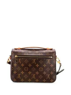 LOUIS VUITTON Pochette Metis Monogram Canvas Crossbody Bag