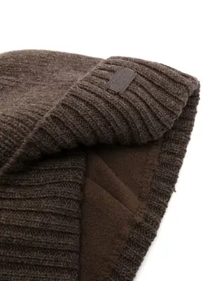 Barbour Logo Patch Ribbed Knit Beanie
