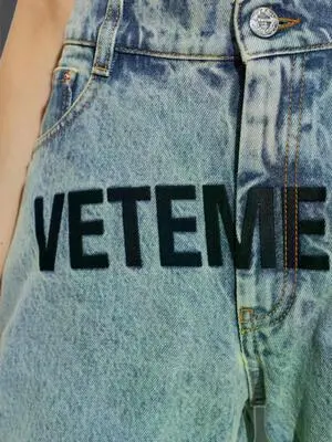 Vetements Logo-embroidered Jeans