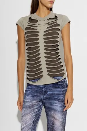 AVAVAV Top With Decorative Slits