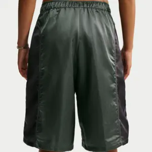 Nike Loose Mid-rise Woven Shorts