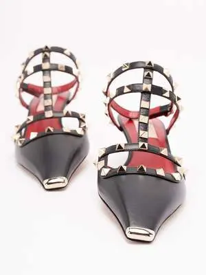 Valentino Garavani Rockstud` Pumps