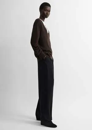 TOTEME Fine V-neck Knit