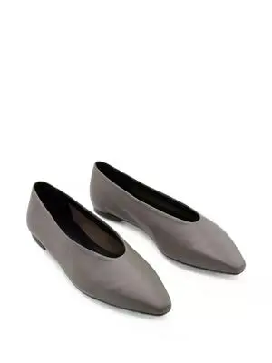 AeydĒ Betty Leather Ballet Flats - Grey
