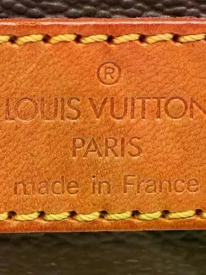 LOUIS VUITTON 1992 Monogram Saumur 30 Crossbody Bag