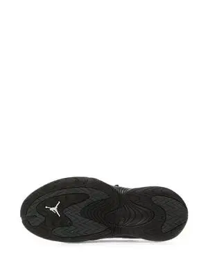 JORDAN Pointe Sneakers