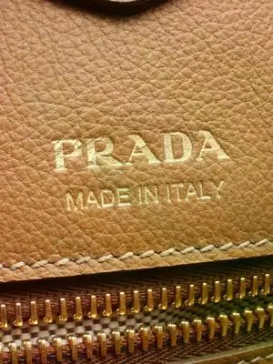 Prada 2019-2026 Leather Tote Bag - Brown