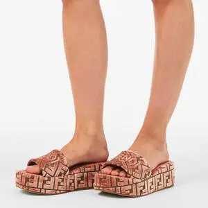 Fendi Logo Platform Sandals - Multicolor