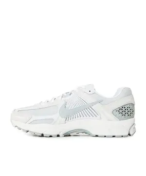Nike Zoom Vomero 5 Trainers - Grey