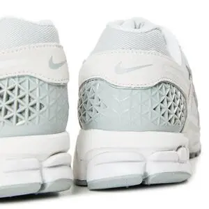 Nike Zoom Vomero 5 Trainers - Grey