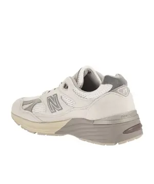 NEW BALANCE 991v2 Sneakers - White