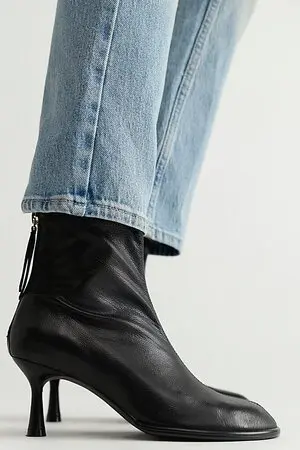 Intentionally Blank Powerhouse Heeled Boots