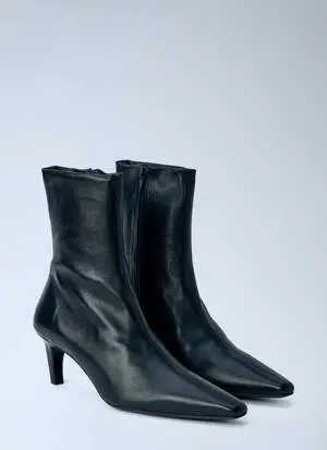 JUDE Cave Ankle Boots