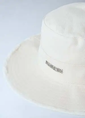 Jacquemus Le Bob Artichaut Bucket Hat - White