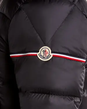 Moncler Ravenlock Hooded Short Down Jacket