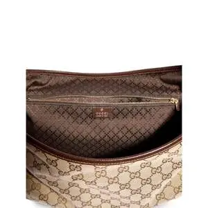 Gucci Neutrals Shoulder Bags