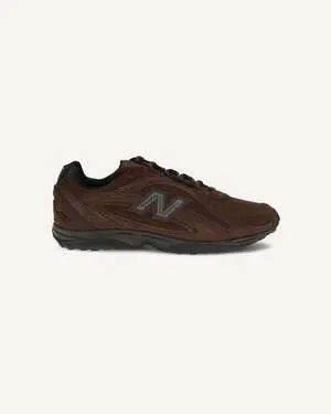 NEW BALANCE 204l Sneakers - Brown