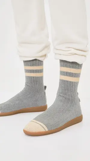 BRAVE PUDDING Varsity Strolls Knit Footwear