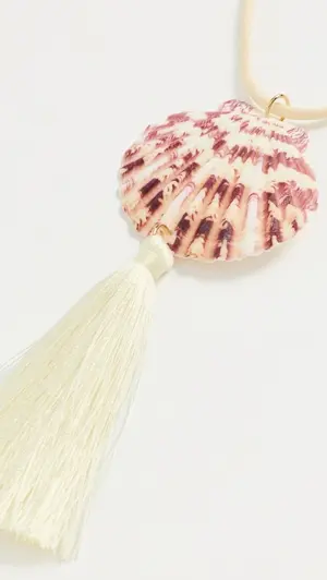 LOGAN TAY Scallop Shell Tassel Necklace