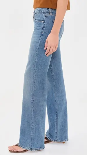 FRAME The Off Duty Rodeo Jeans
