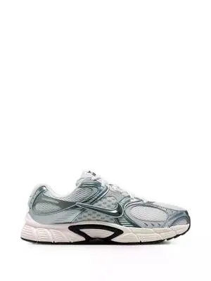 Nike V5 Rnr Sneakers - White