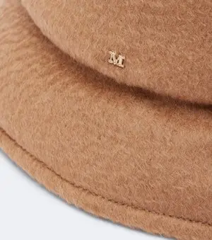 Max Mara Reversible Camel Hair And Silk Bucket Bag