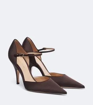 GIANVITO ROSSI Sofia Satin Pumps - Brown