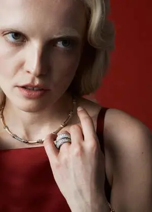 LUCY DELIUS Sciura Pavé Necklace