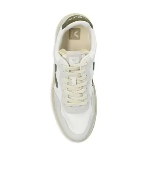 VEJA V-90 B-mesh Sneakers