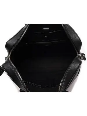 TOM FORD Logo Embossed Zipped Messenger Bag