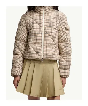 Moncler Keros Quilted Short Down Jacket - Nude