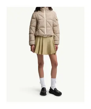 Moncler Keros Quilted Short Down Jacket - Nude