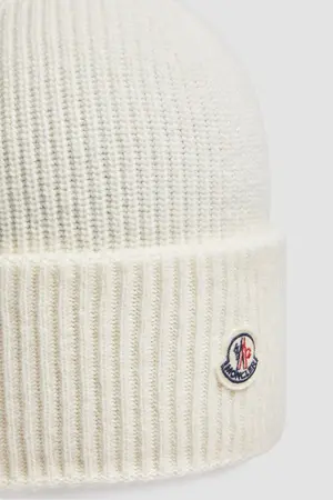 Moncler Logo Patch Knit Beanie