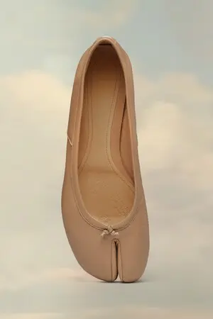 MAISON MARGIELA Tabi Ballet Flats