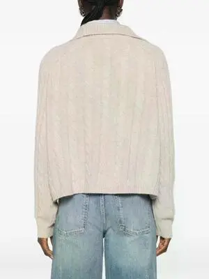 KUJTEN Cable-knit Sweater