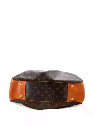 LOUIS VUITTON Monogram Canvas Boetie Mm Shoulder Bag