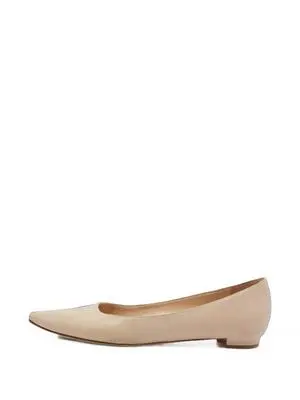 Manolo Blahnik Bb Pointed-toe Leather Flats