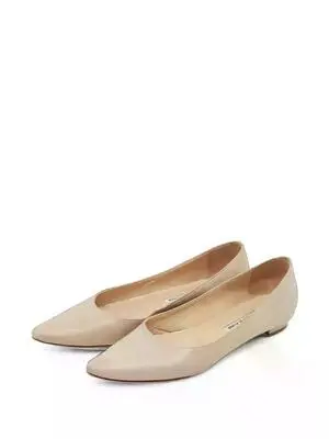Manolo Blahnik Bb Pointed-toe Leather Flats