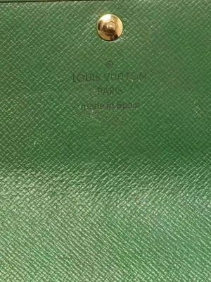 LOUIS VUITTON 1997 Sarah Borneo Leather Wallet