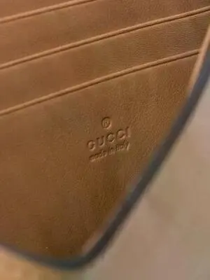 Gucci 2000-2015 Calfskin Interlocking G Wallet On Chain Crossbody Bag - Neutrals