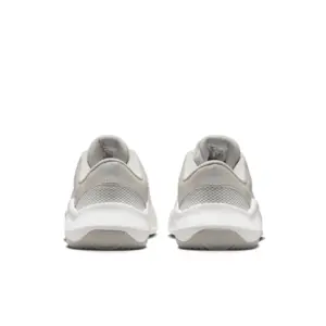 Nike Legend Essential 3 Next Nature Workout Shoes